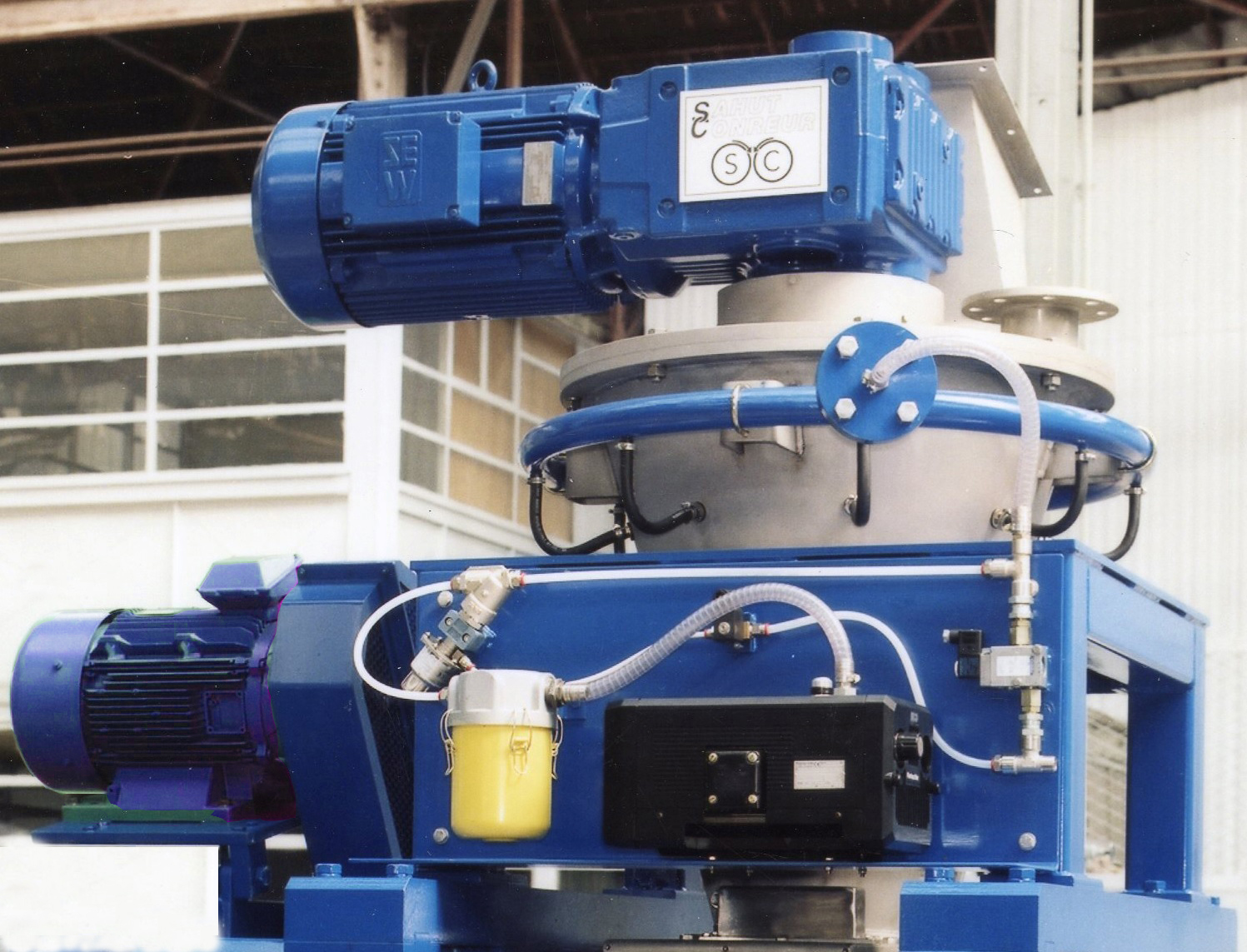 SAHUT-CONREUR Compactor